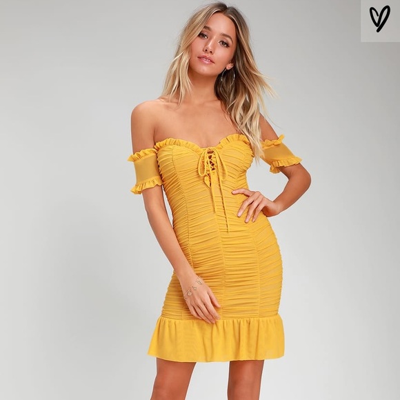 Lulus | Dresses | Lulus Ruched Shoulder Bodycon Dress | Poshmark
